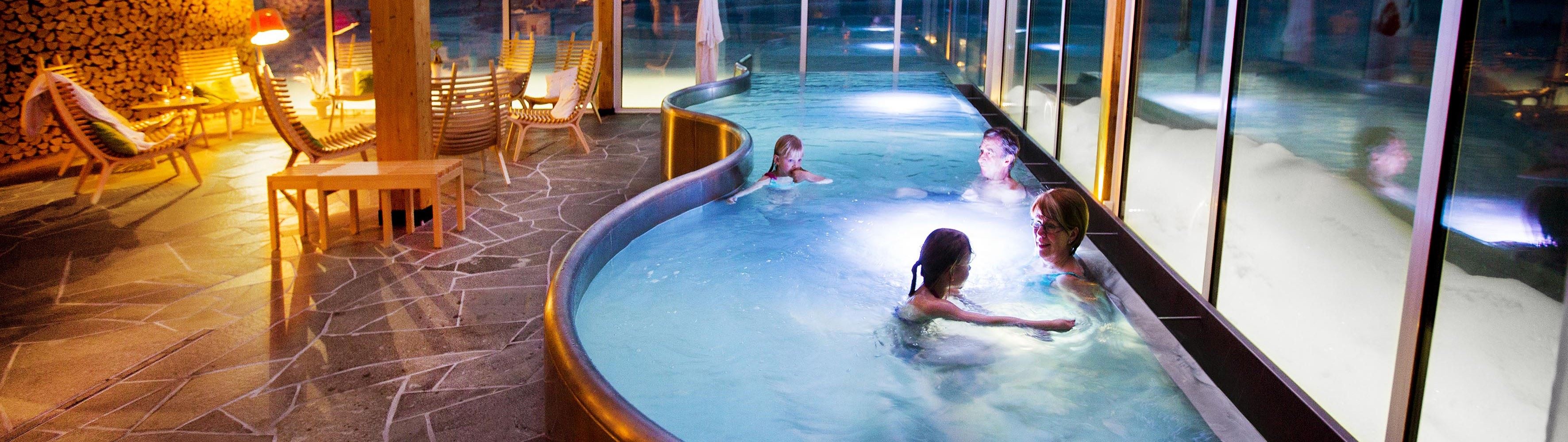 Camp Ripan Spa break in Swedish Lapland | Sunvil.co.uk