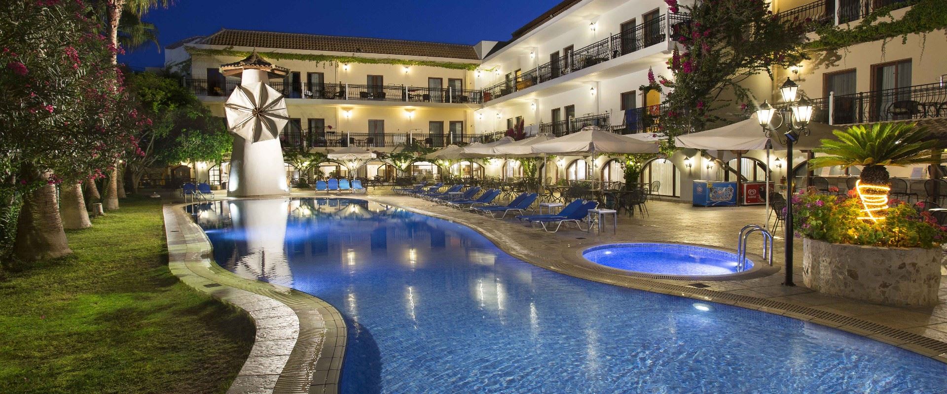 Almirida Beach Hotel, Almirida, Crete | Sunvil.co.uk