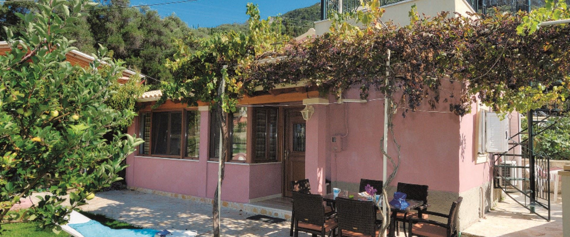 Papadella House, Aghios Gordis, Corfu | Sunvil.co.uk